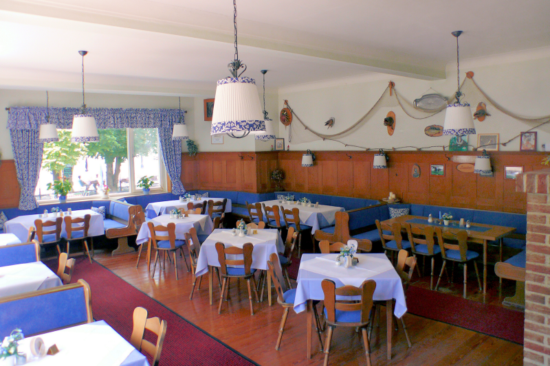 Hotel am See am Starnberger See in Ammerland das Hotel am See liegt unmittelbar am Ufer des ...
